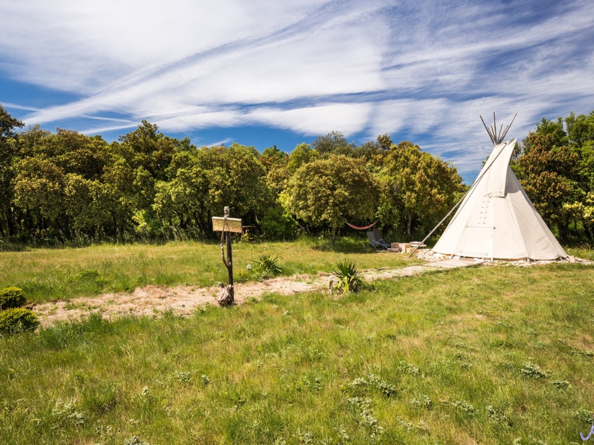 Le Tipi - Tipi Languedoc-Roussillon (Occitanie) - hebergement insolite ...