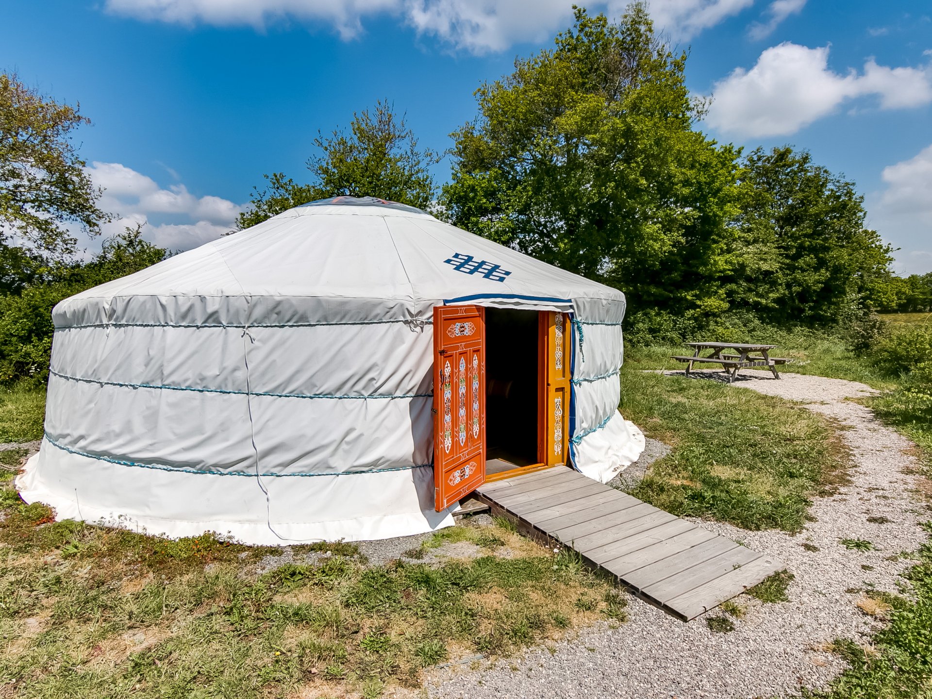 Grande Yourte Mongole - Yourte Pays de la Loire - hebergement insolite - dormir bulle
