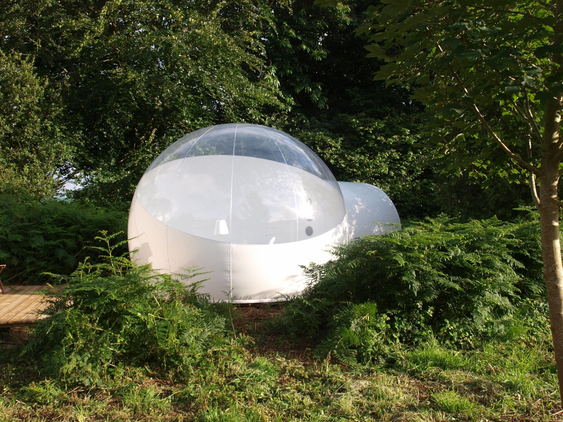 Bubble Room Castle - Bulle Bretagne - hebergement insolite - dormir bulle