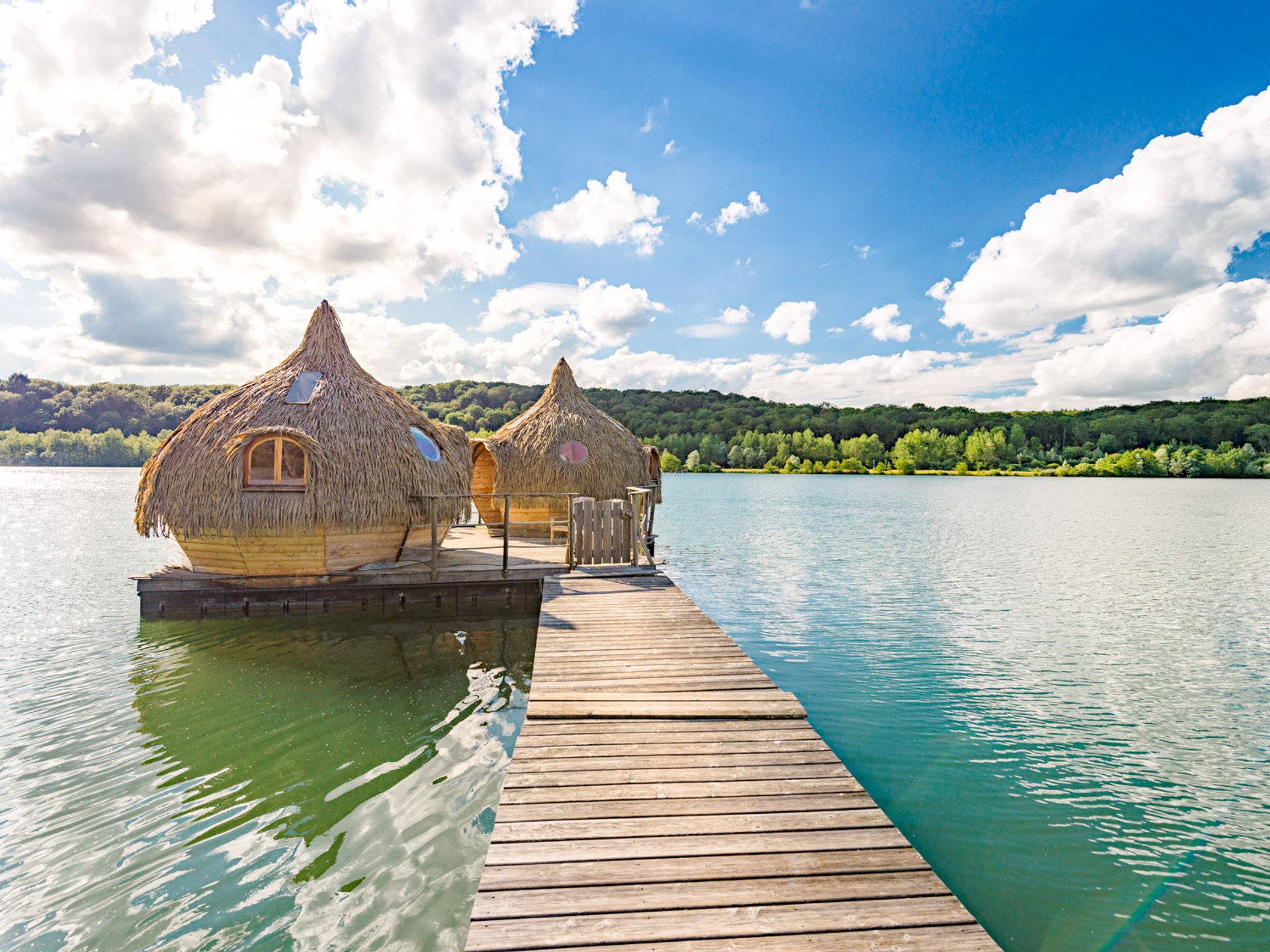 Cabane Spa Caravelle - Cabane sur l'eau Bourgogne-Franche-Comté ...